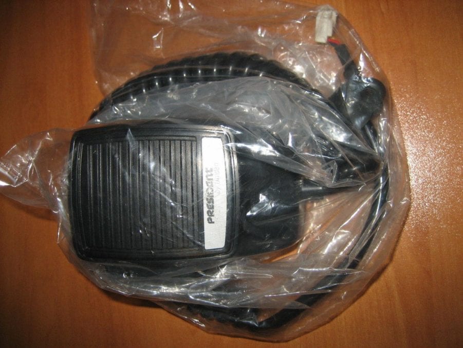 President VHF Mic by Uniden - Waterproof - Max Marine Electronics