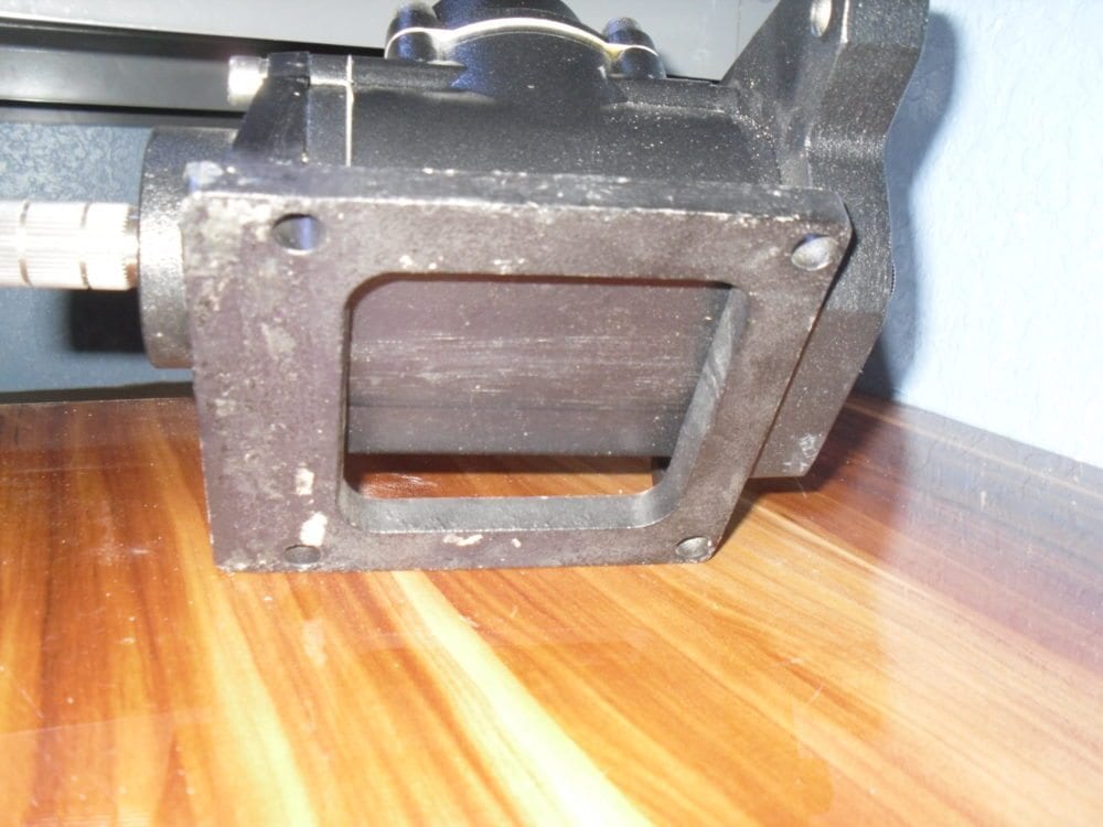 Lewmar 89201513 Mamba BH10 3 Way Bevelbox with AP Autopilot Flange ...