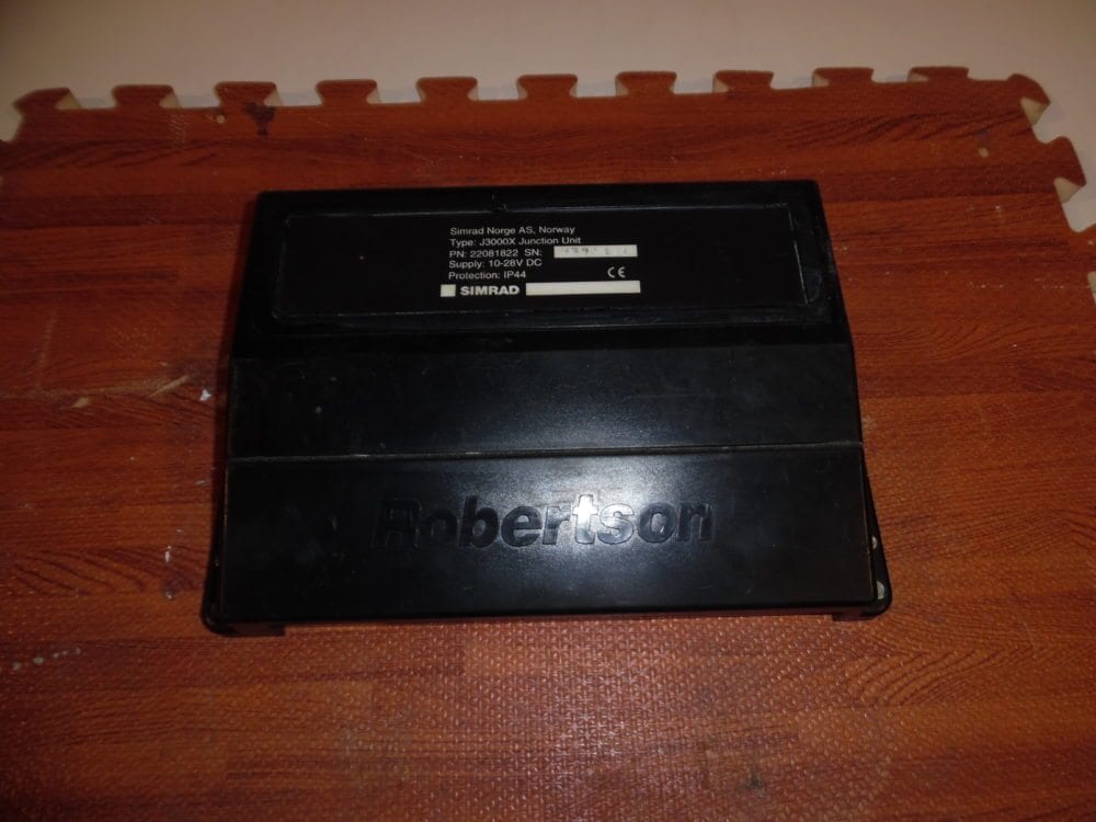 Simrad/Robertson J3000x Autopilot Course Computer - 90 Day Warranty ...