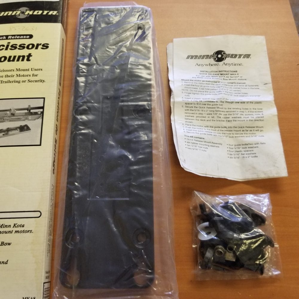 Minn Kota Quick Release Scissor Mounts MKA8 - NEW - Max Marine Electronics