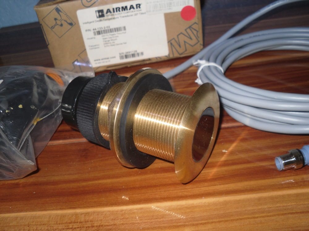 Airmar BRONZE SMART SENSOR TRANSDUCER Depth Temp - 20 Deg TILT - NEW ...