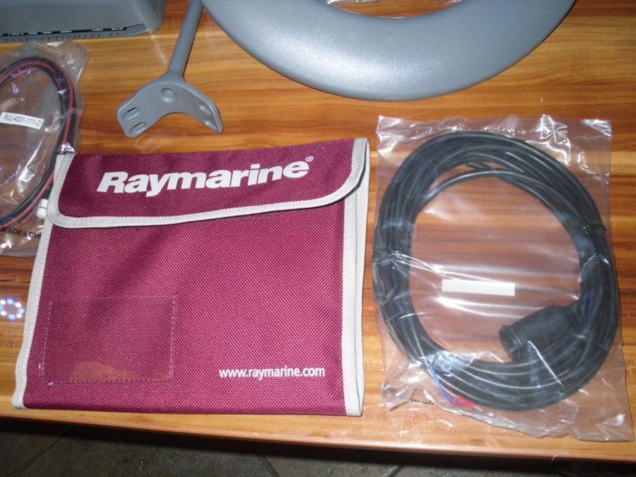Raymarine COMPLETE SAILBOAT AUTOPILOT Smartpilot X-5 Wheel Pilot w ...