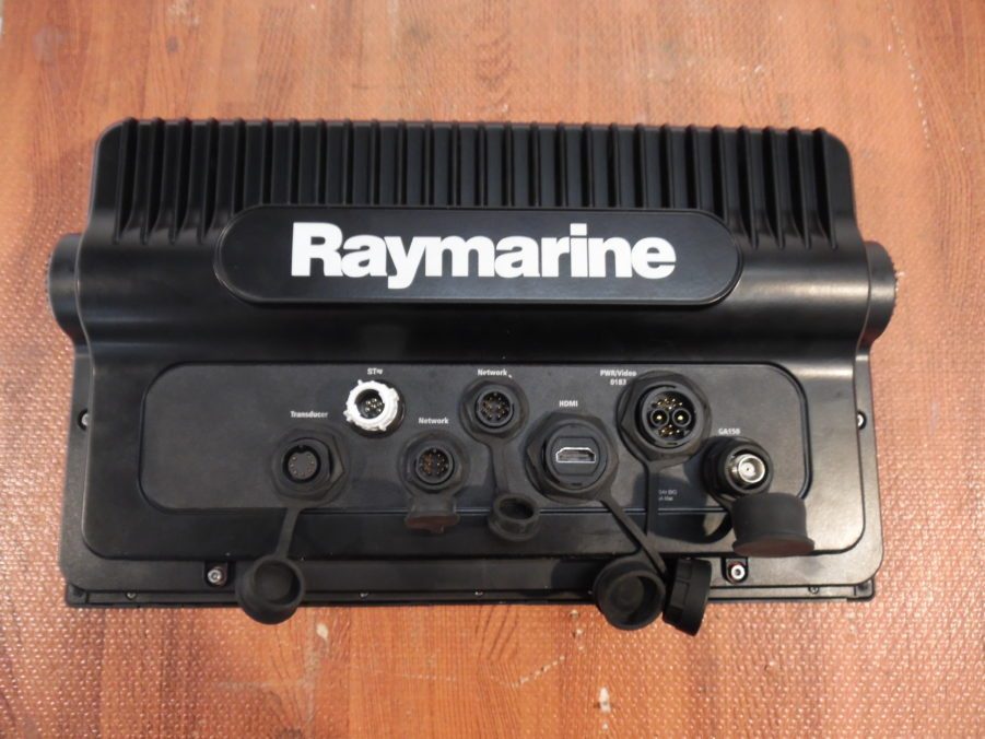 Raymarine eS127 12.1'' HybridTouch MFD display - PARTS ONLY - NO ...