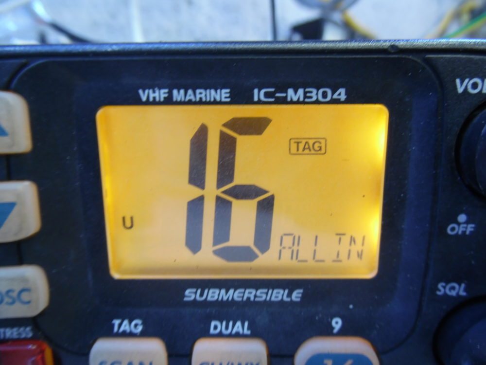 Icom IC-M304 Marine VHF Radio + Microphone -TESTED w/90 Day Warranty ...