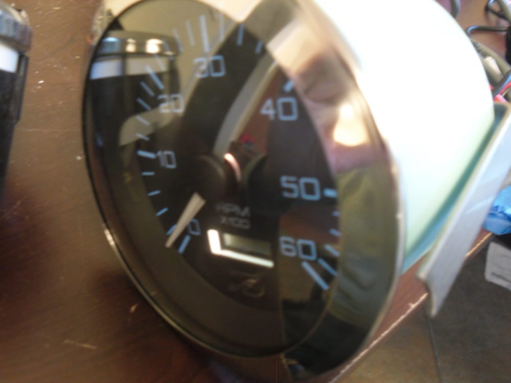 Sea Ray 5" 0-6000 rpm 6K Tachometer w/Digital LCD Hourmeter - NEW ...