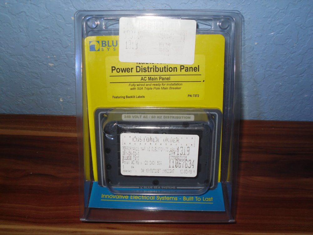 Blue Sea Systems 7372 120/240v AC Main Panel 50A Triple Pole - NEW IN ...