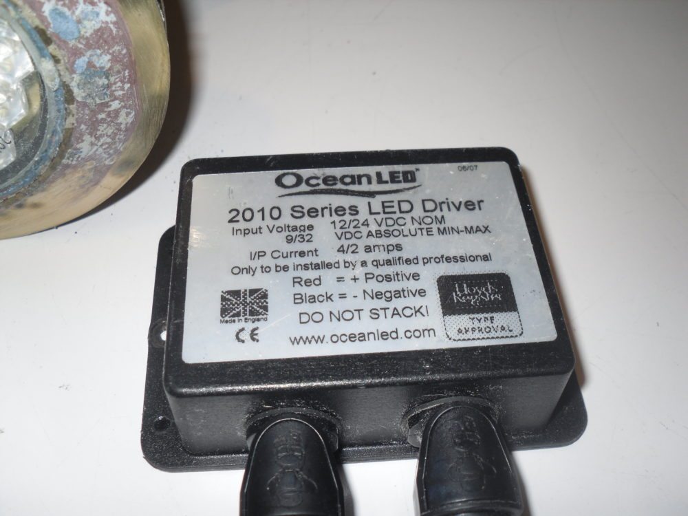 Ocean LED 2010 COMPLETE Flush Mount Underwater Light - WHITE - 2 of 3 ...