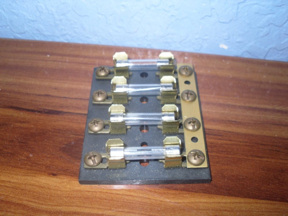 NEW W/ FUSES 4 Gang AGC Fuse Brass Terminal Junction Block MARINE RV ...
