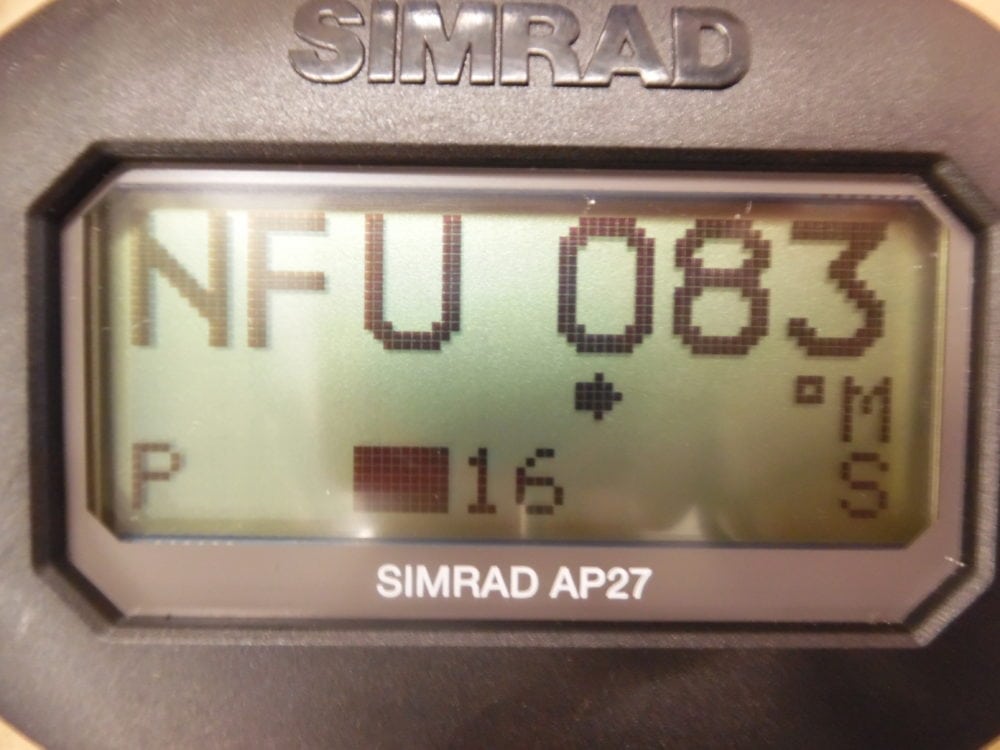 Simrad AP27 Handheld Autopilot Control Head - 22088090 - EXCELLENT ...