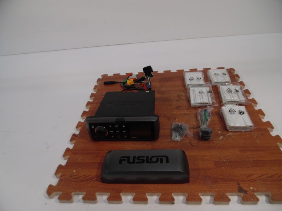 Fusion MS-IP600 Marine Stereo Head Unit - TESTED & WORKING PERFECTLY ...