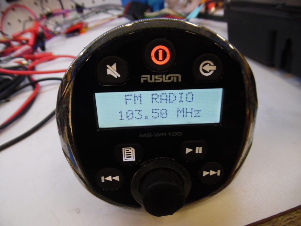 Fusion MS-WR100 Marine Wired Remote Unit -TESTED - Good Con'd - Max ...