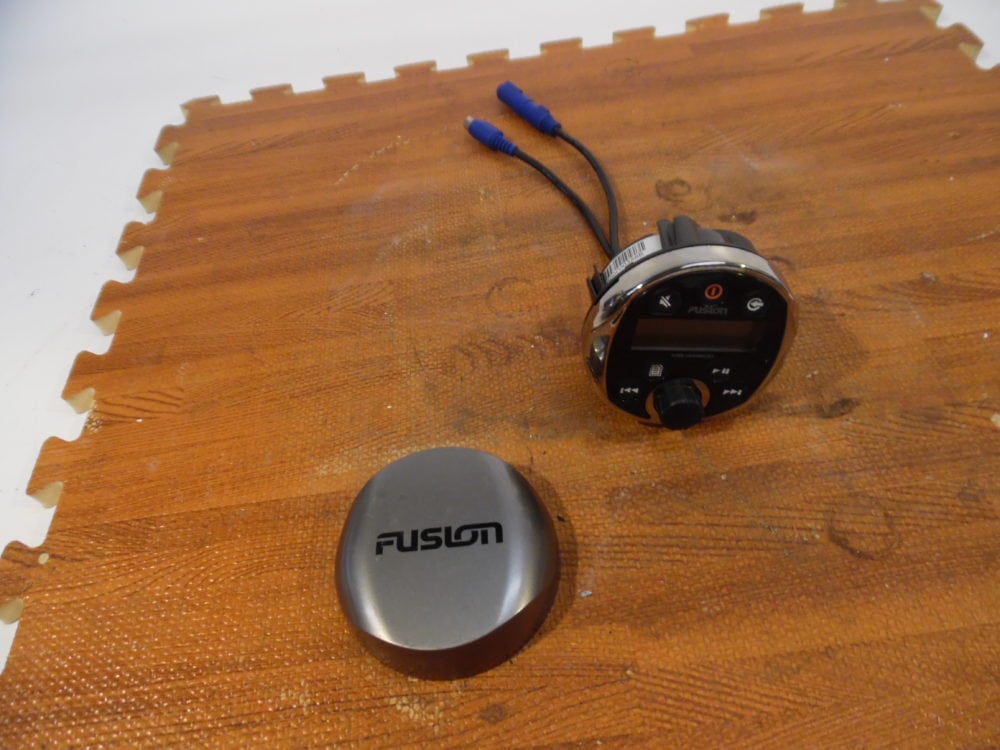 Fusion MS-WR600 Marine Wired Remote Unit -TESTED & WORKING PERFECTLY ...