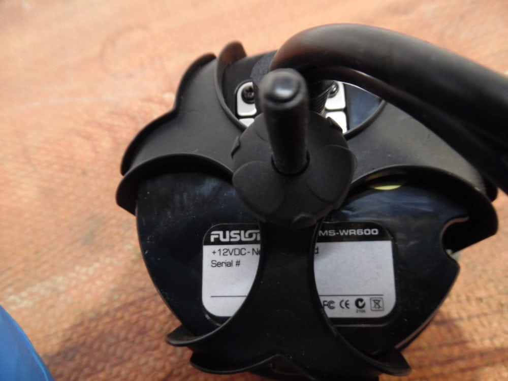 Fusion MS-WR600 Marine Wired Remote Unit w/ cable - TESTED & WORKING ...