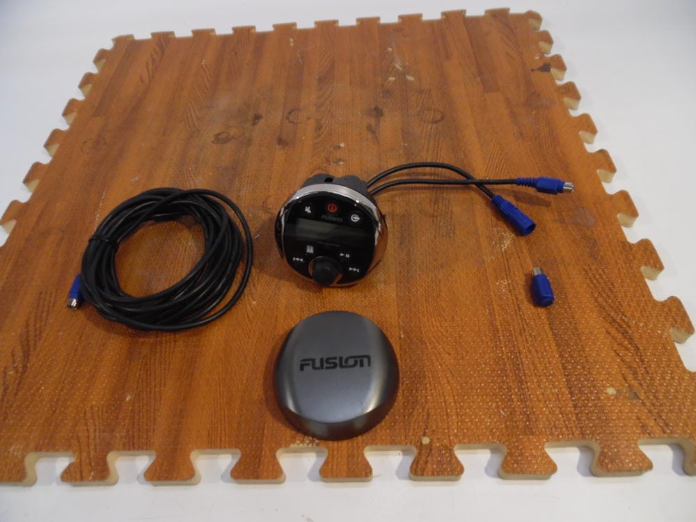 Fusion MS-WR600 Marine Wired Remote Unit w/ cable - TESTED & WORKING ...
