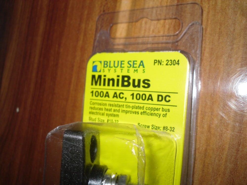 Blue Seas Systems MiniBus 100A Amp AC, 100A DC P/N 2304 - NEW IN BOX ...
