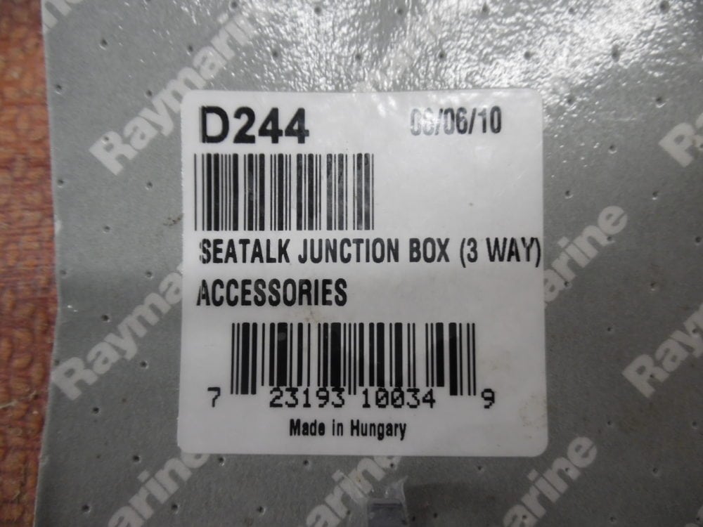 Raymarine D244 Seatalk Junction Box 3 Way - New in Bag - Max Marine ...