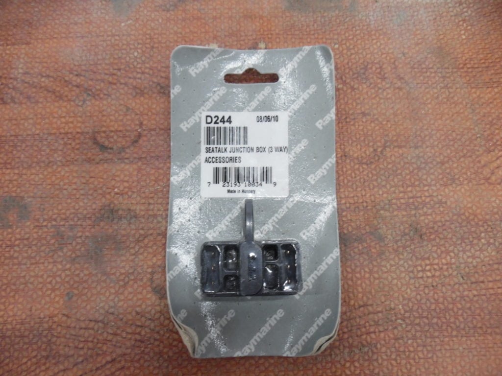 Raymarine D244 Seatalk Junction Box 3 Way - New in Bag - Max Marine ...