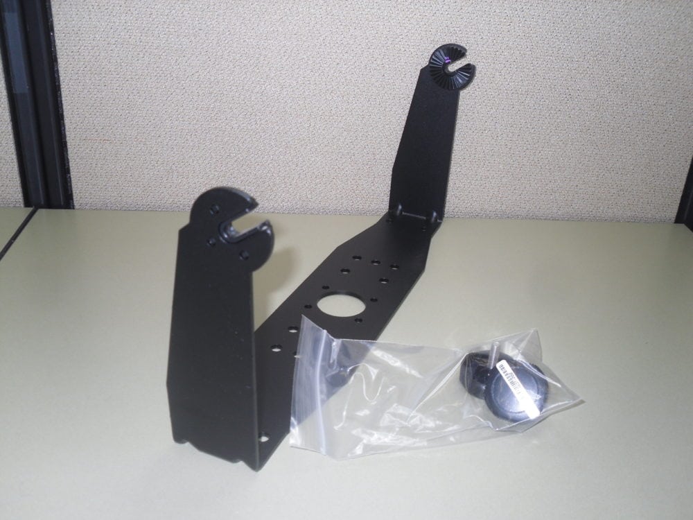 Simrad 003-8683-00 NSS12 EVO2 Mounting Mount Bracket + Knobs - Max ...