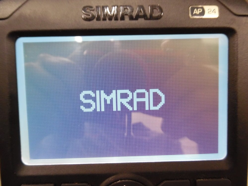 Simrad AP24 Autopilot Control Head in Excellent Condition - 22096614 ...
