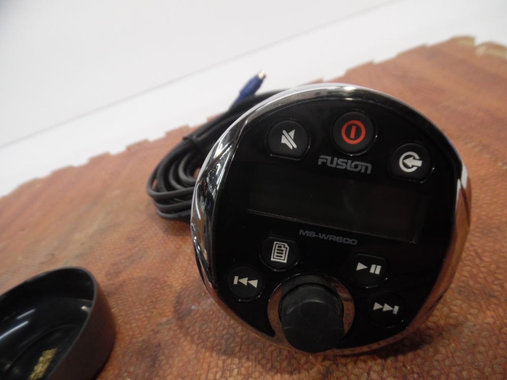 Fusion MS-WR600 Marine Wired Remote Unit w/ cable - TESTED & WORKING ...