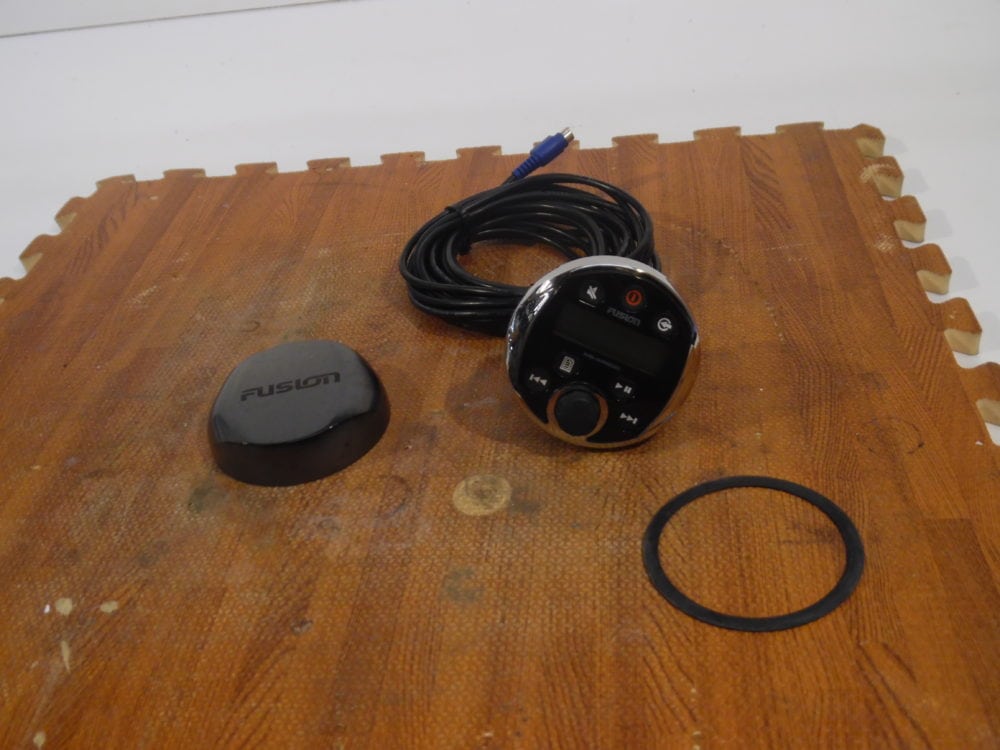 Fusion MS-WR600 Marine Wired Remote Unit w/ cable - TESTED & WORKING ...