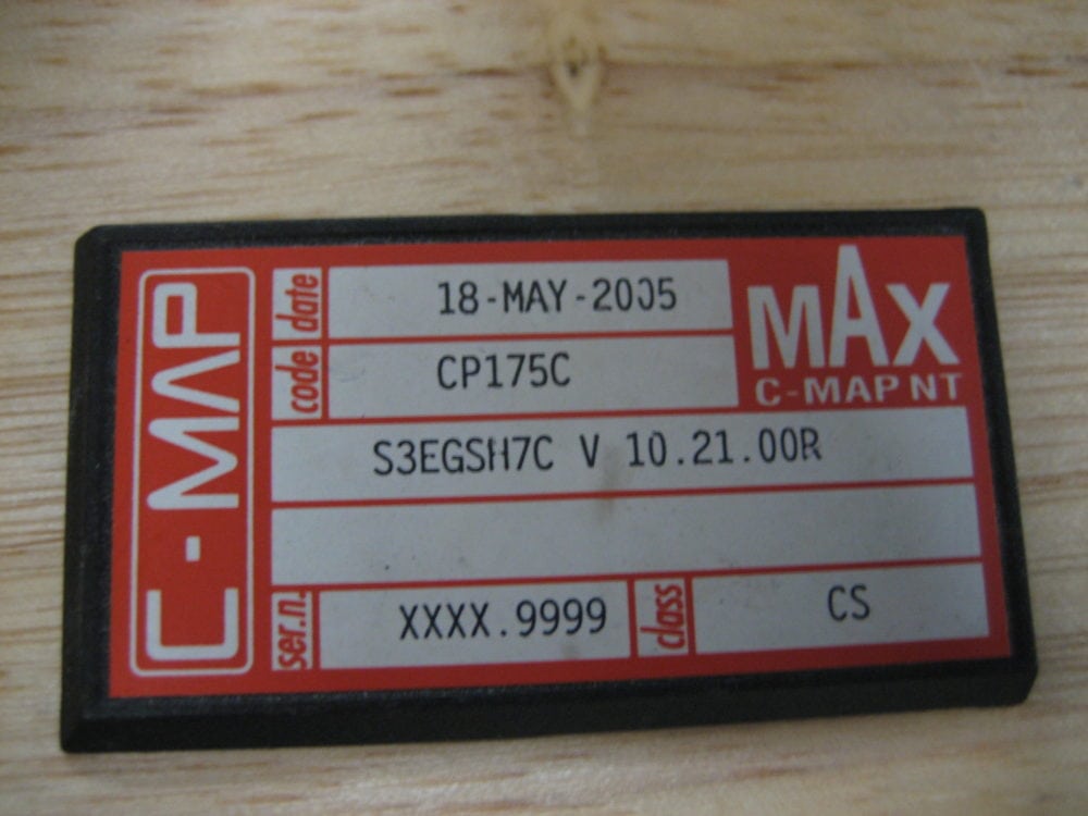 C-Map NT C-card Format STANDARD HORIZON CP175C Software v10.21.00R ...