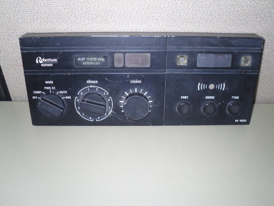 Robertson AP 100 DL AP100DL N 100 Autopilot Control Head - Max Marine ...