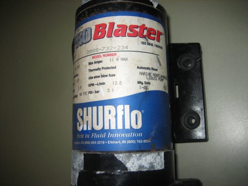 SHURflo 2088-732-234 Pro Blaster Marine Water Pump - 12V - TESTED - Max ...