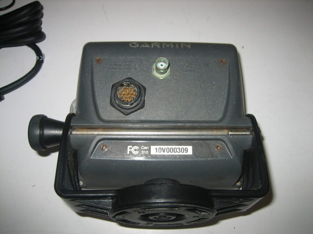 Garmin GPSMAP 440 Chartplotter - Fully Functional w/Bracket Suncover ...