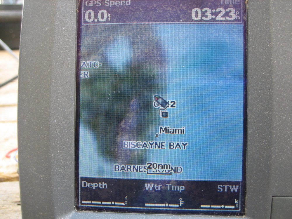 Garmin GPSMAP 440 Chartplotter - Fully Functional w/Bracket Suncover ...