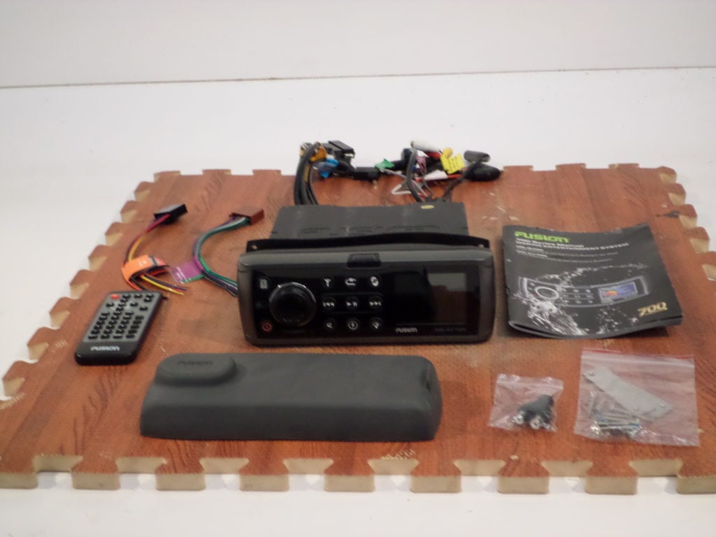 Fusion MS-AV700i DVD Marine Stereo Head Unit - TESTED & WORKING - Max ...