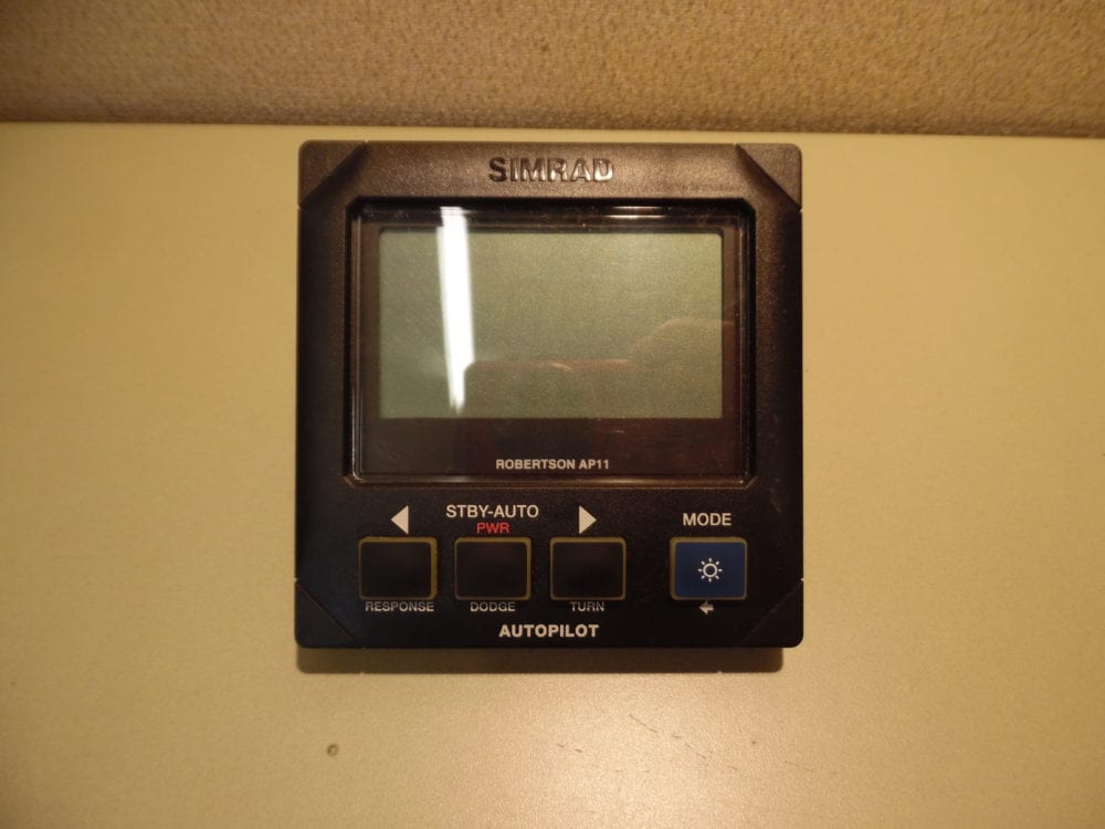 Simrad AP11 Autopilot Control Head 22085237 - Great Condition - 90 DAY ...