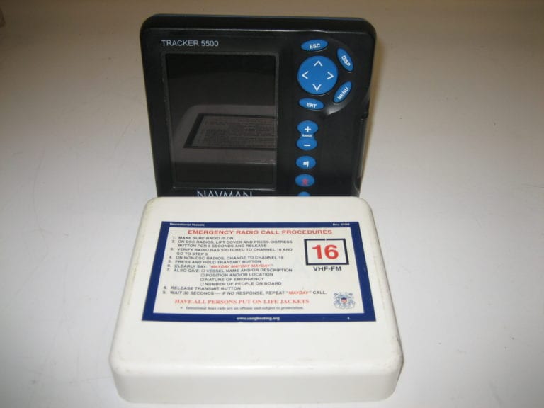 Navman Tracker 5500 Head Unit in Excellent Condition w/GPS Antenna ...