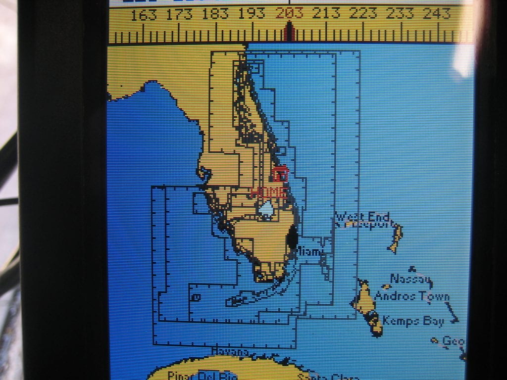 Navman Tracker 5500 Head Unit in Excellent Condition w/GPS Antenna ...