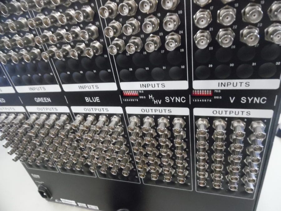 Extron Crosspoint 450 Plus 32x32 Audio Video Matrix Switcher - Max Marine Electronics