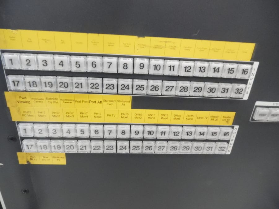 Extron Crosspoint 450 Plus 32x32 Audio Video Matrix Switcher - Max ...