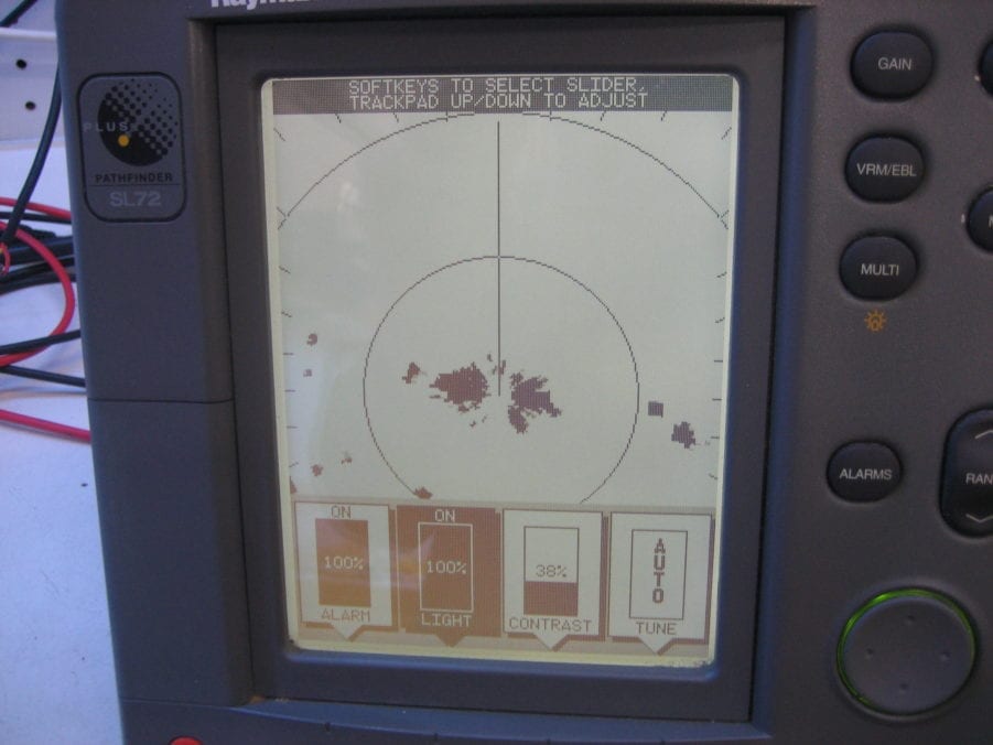 Raymarine (Raytheon) SL70/SL72 Radar Display w/ Suncover - TESTED ...