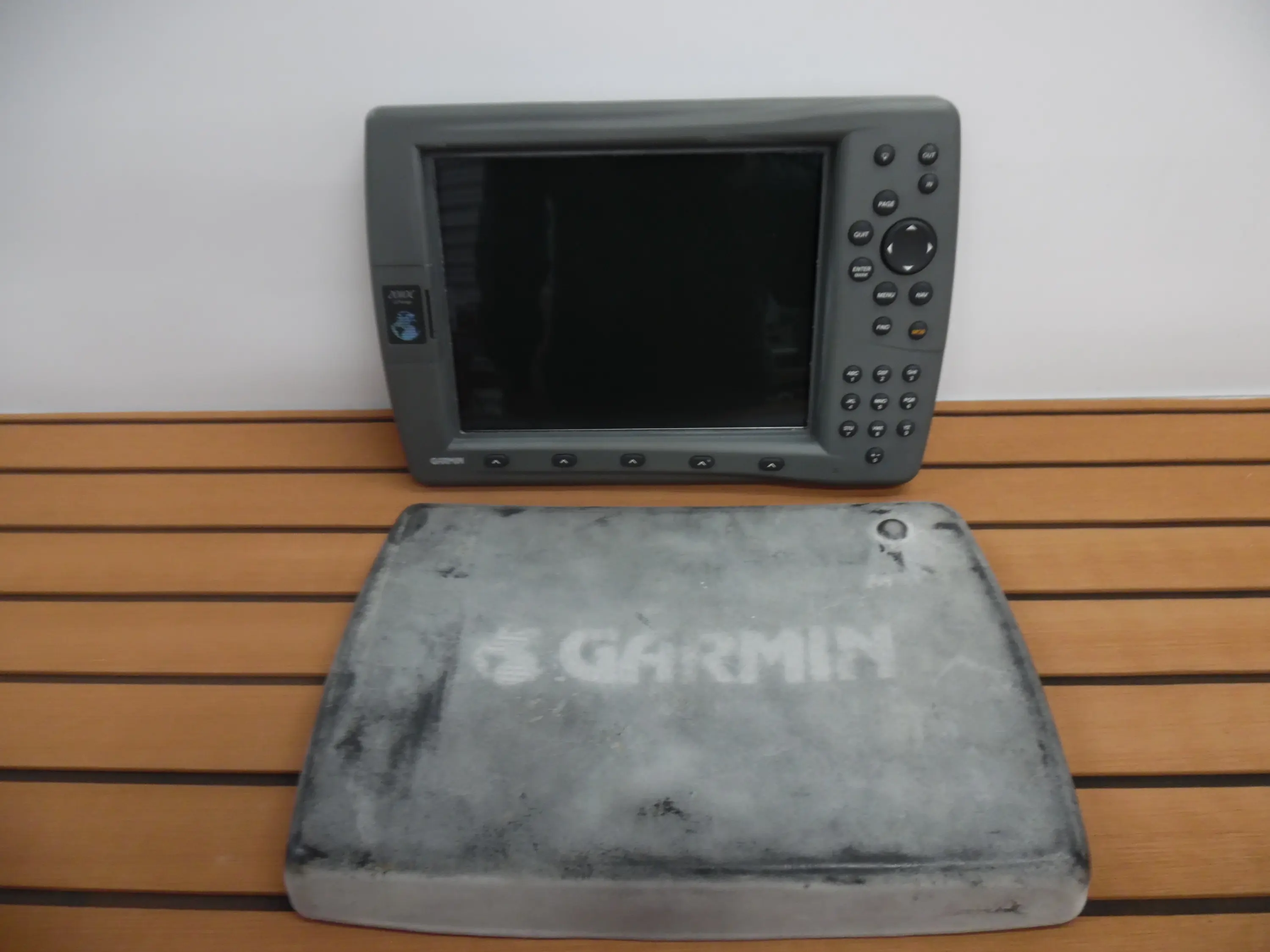 Garmin GPSMAP 2010c Display w Suncover - Good Condition w/90 Day ...