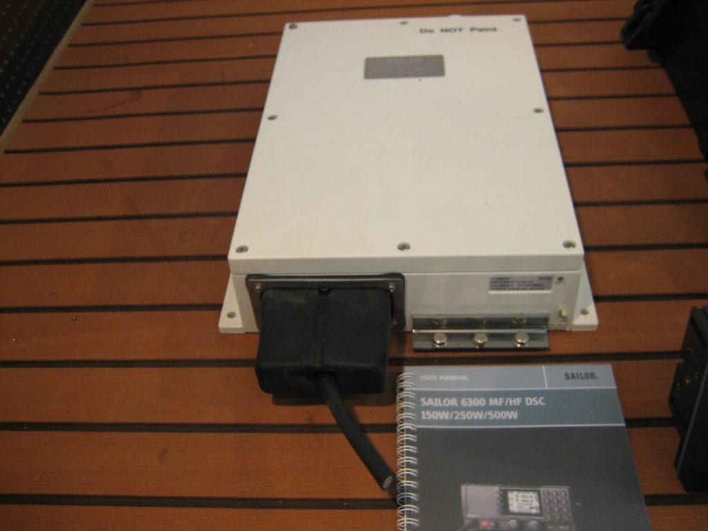 SAILOR 6300 MF/HF 150w Class A DSC GMDSS Transceiver w/ Tuner, Handset ...