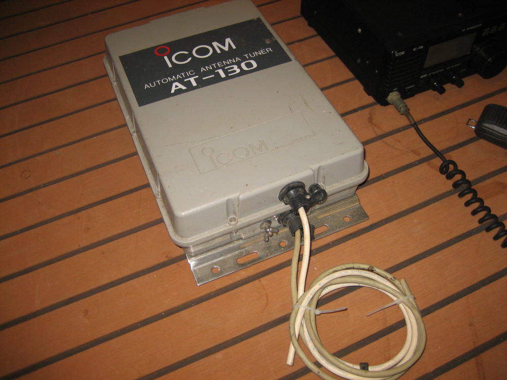 Icom HF Band Transceiver Radio IC-M78 w/AT-130 Automatic Tuner & Pwr ...