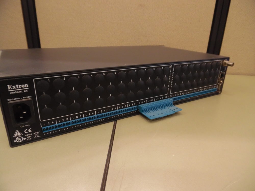 Extron MAV PLUS SERIES A/V AUDIO VIDEO MATRIX SWITCHER - Max Marine ...