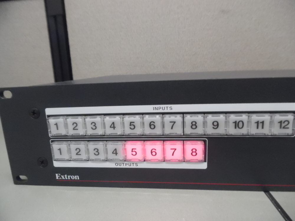 Extron MAV PLUS SERIES A/V AUDIO VIDEO MATRIX SWITCHER - Max Marine ...