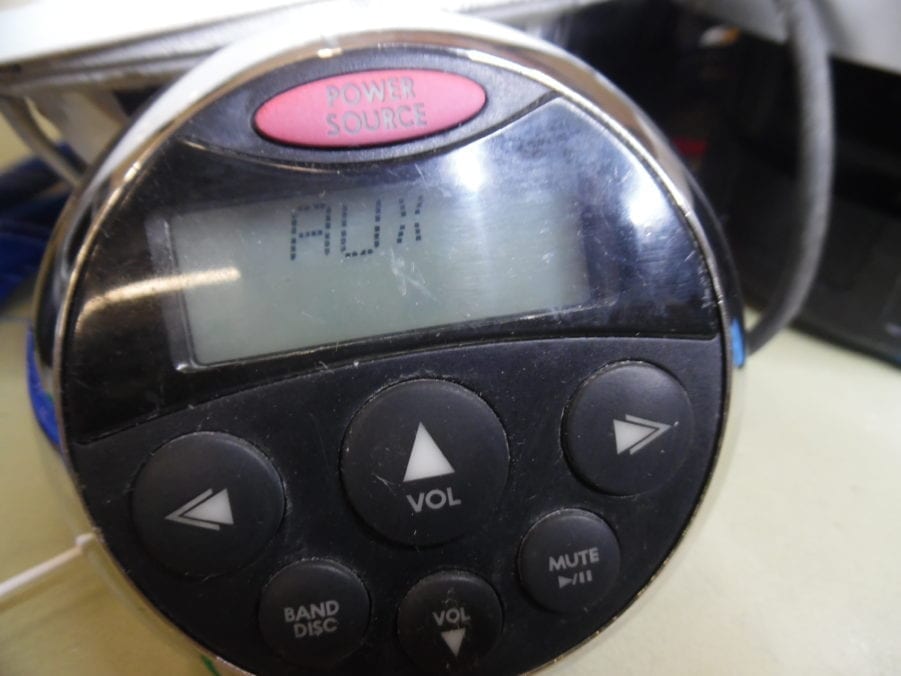 Clarion CMRC1-BSS Wired Remote Control w/ Mount - FREE US SHIP - TESTED ...