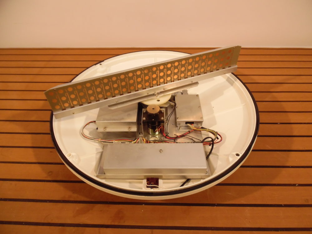 Raytheon 4KW M88342 Radar Dome For R20 M88346 CRT Display - Max Marine ...