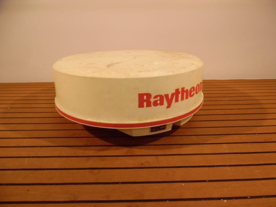 Raytheon 4KW M88342 Radar Dome For R20 M88346 CRT Display - Max Marine ...