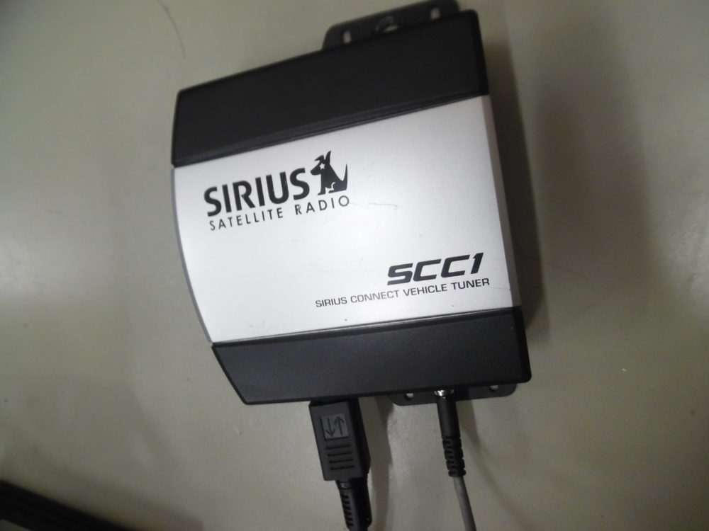 Sirius Satellite SCC1 Vehicle Radio Tuner w/ Cable SCC1BL - FREE US ...