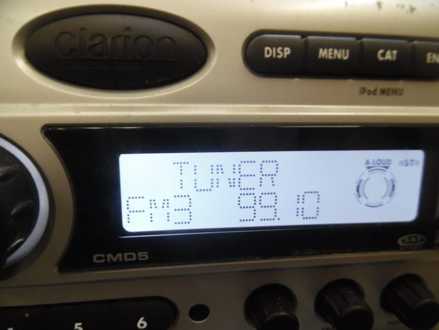 Clarion CMD5 Marine Stereo Head Unit w/ Wire Harness - Fully Tested ...