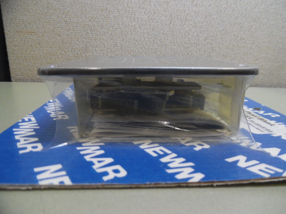 Newmar ACCY-IIBX Blank Breaker Panel With LED - FREE US SHIPPING - Max ...