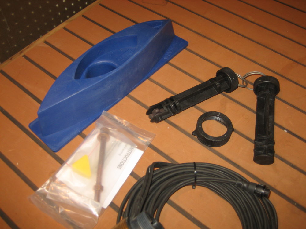 Simrad Raytheon B744V 7 Pin Thru Hull Transducer 50/200KHZ NEW - CA CE ...