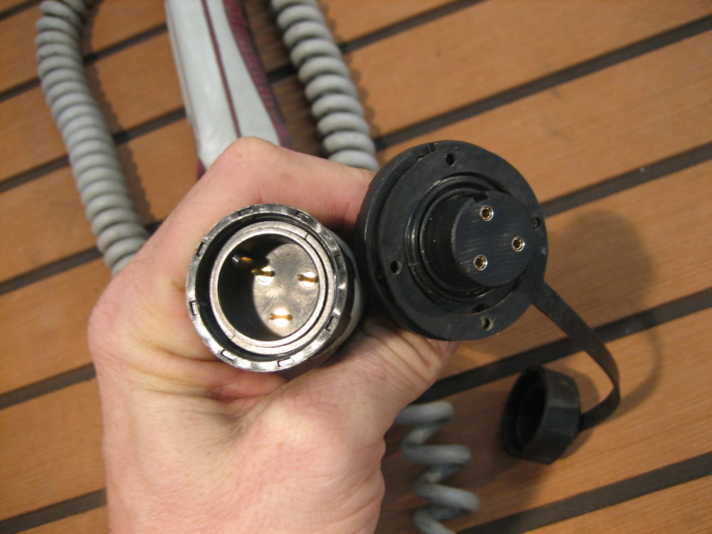 Quick HRC1002 Windlass Handheld 2 Button Remote Control w/Bulkhead ...